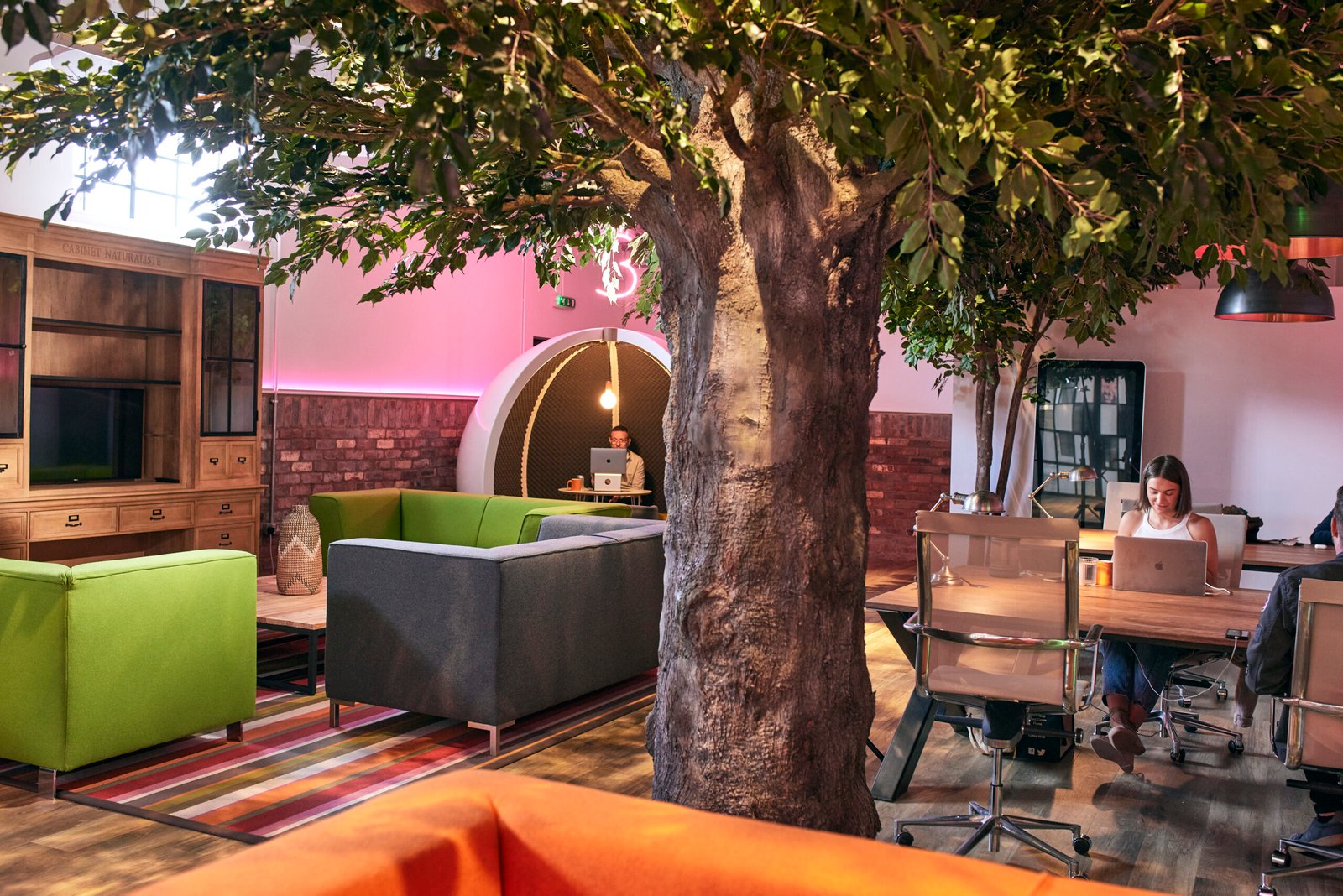 Escape Pod - 6 Person - The Meeting Pod Company