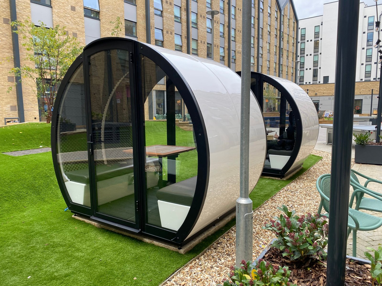 Outdoor Pod - 4 Person Enclosed - The Meeting Pod Company